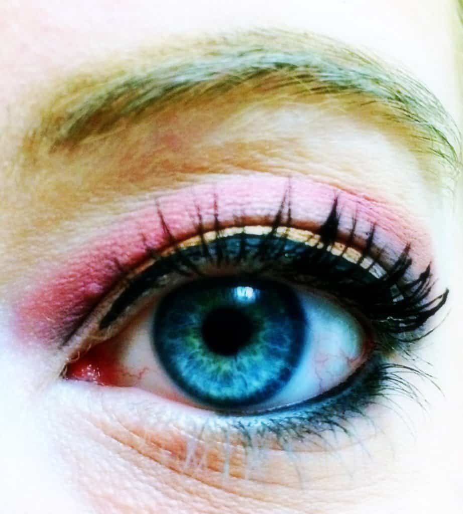 Fall Leaves Inspired Eye Makeup Tutorial - Kindly Unspoken