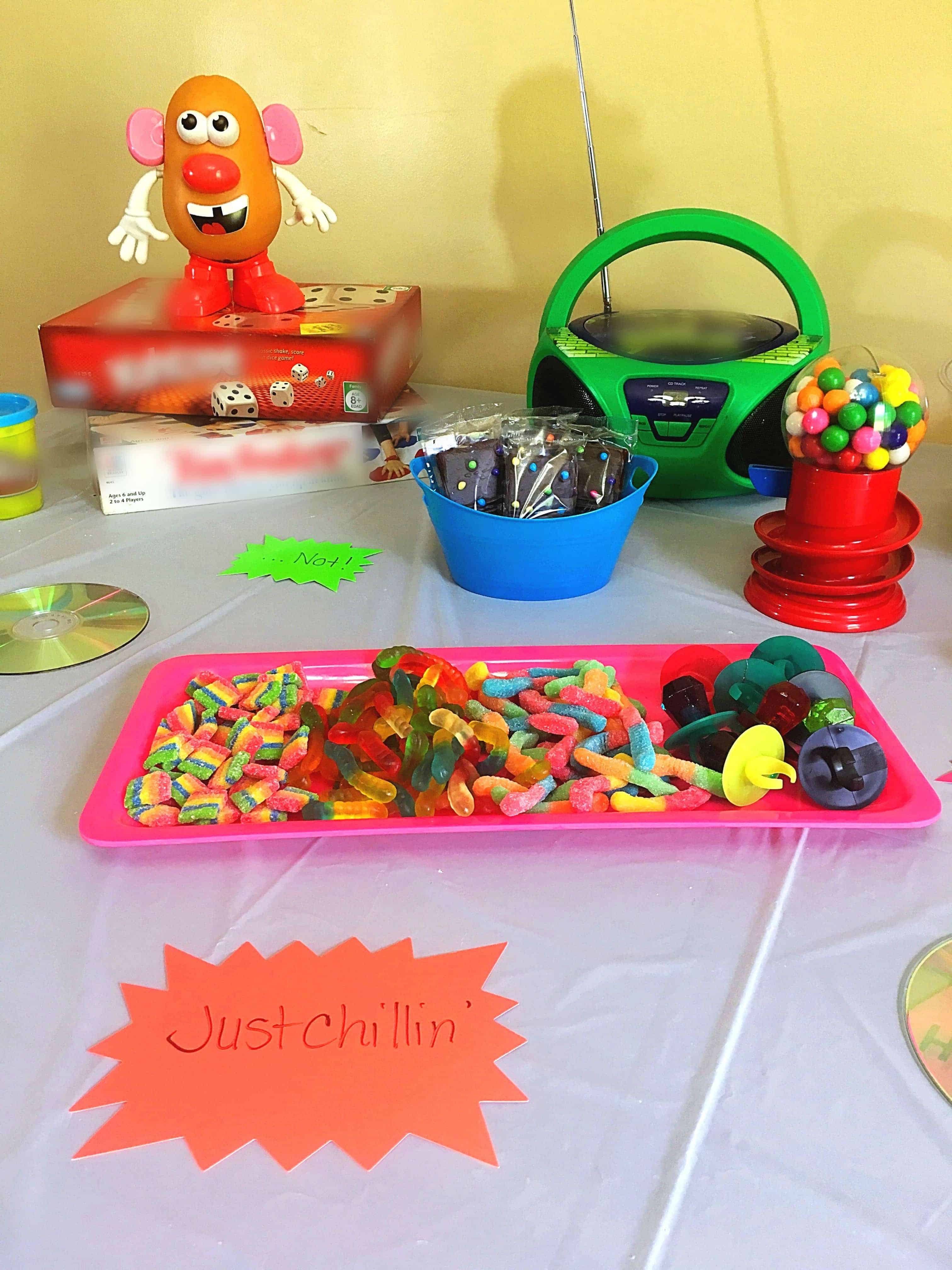 How to Throw the Perfect '90s Throwback Party - Kindly Unspoken