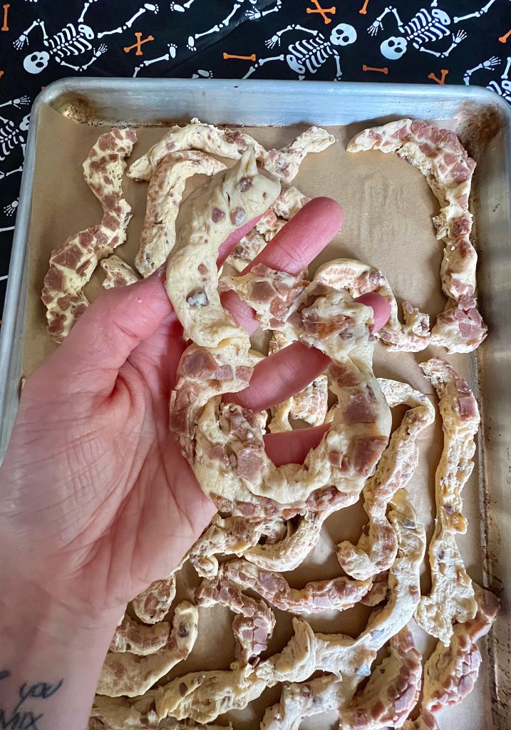 Easy Halloween Cinnamon Rolls (Zombie Guts) - Kindly Unspoken