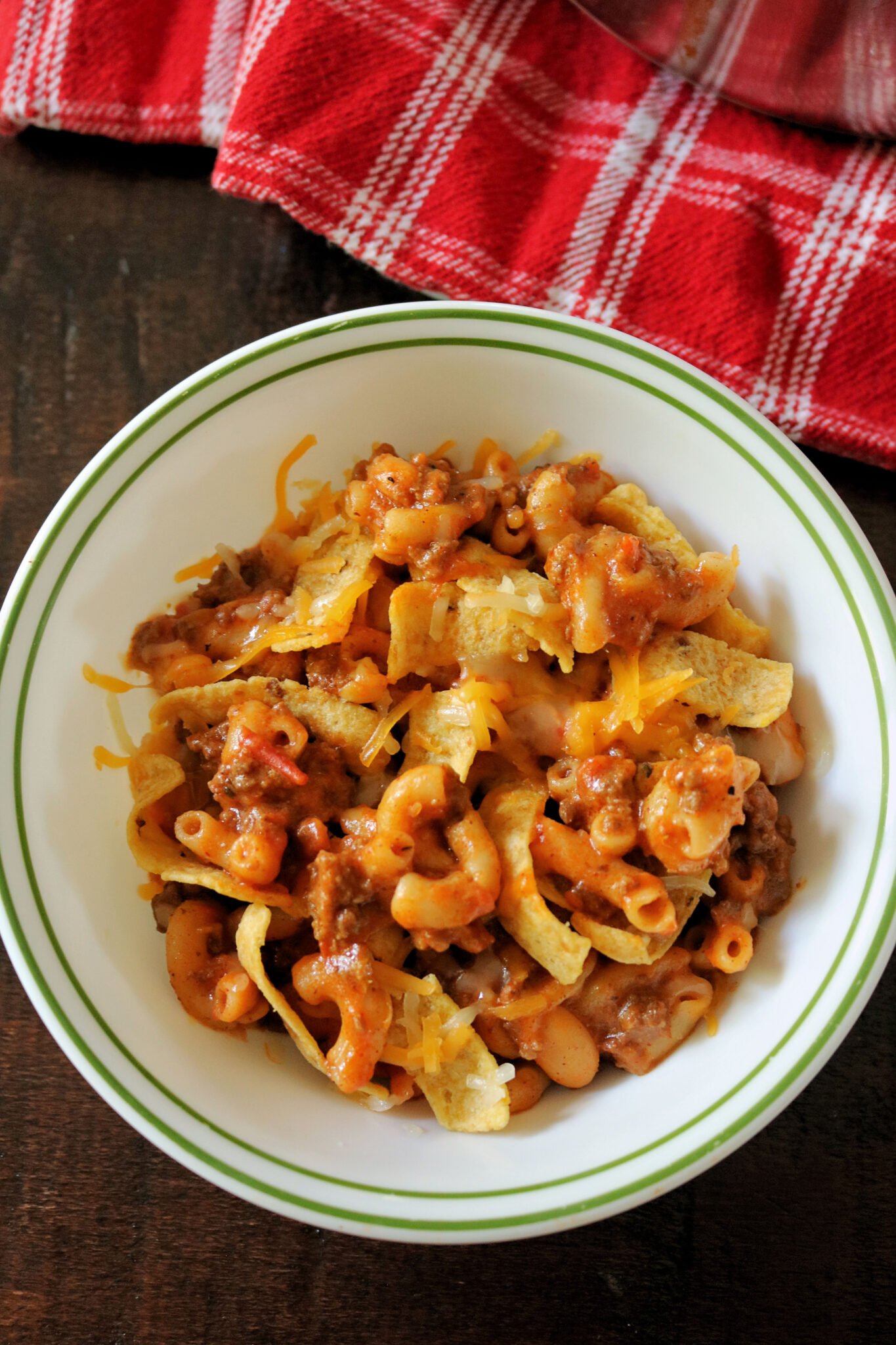 Quick And Easy One Pot Chili Mac - Kindly Unspoken